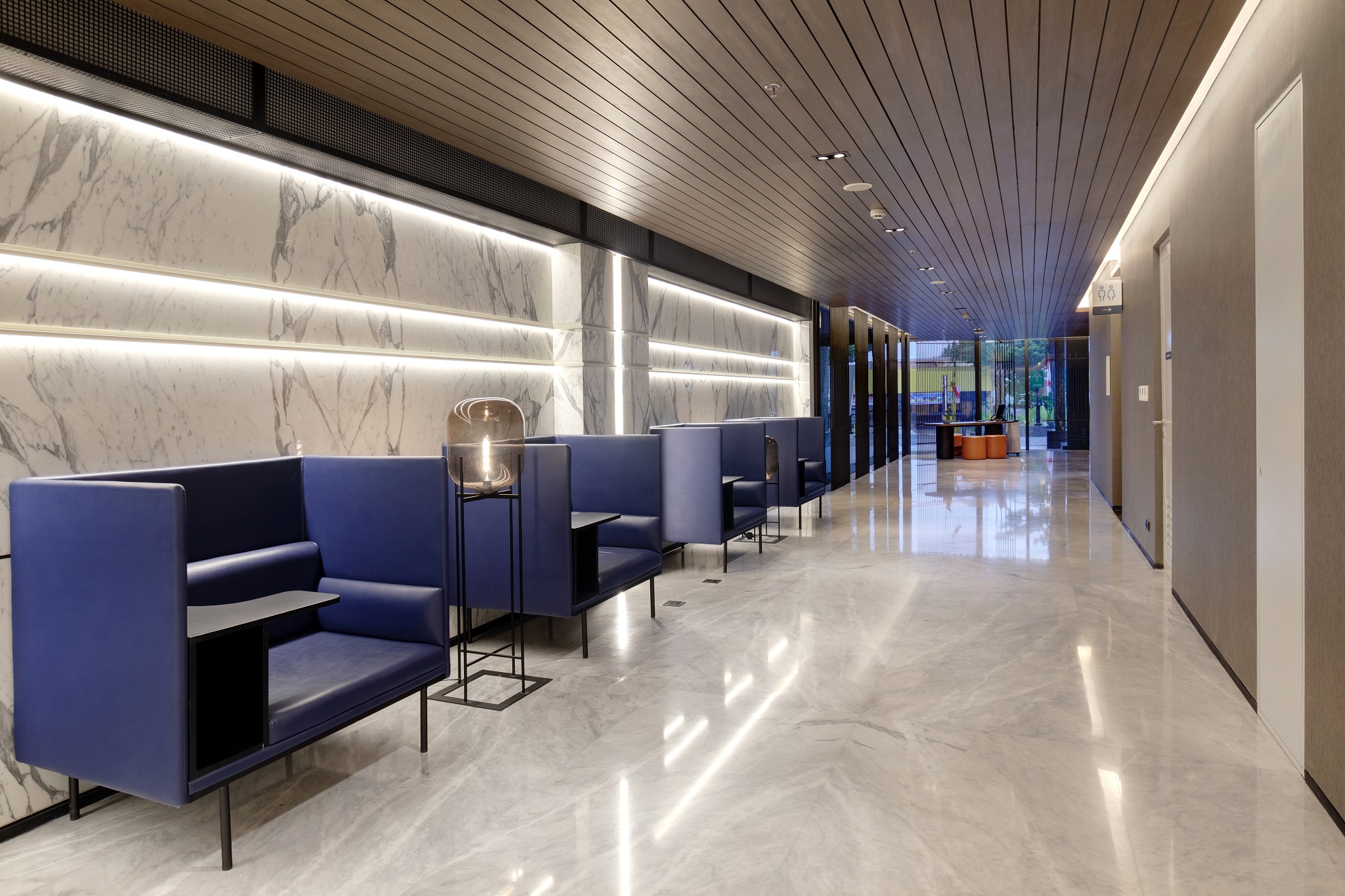High Speed Internet Access - Hotel Aruss Semarang